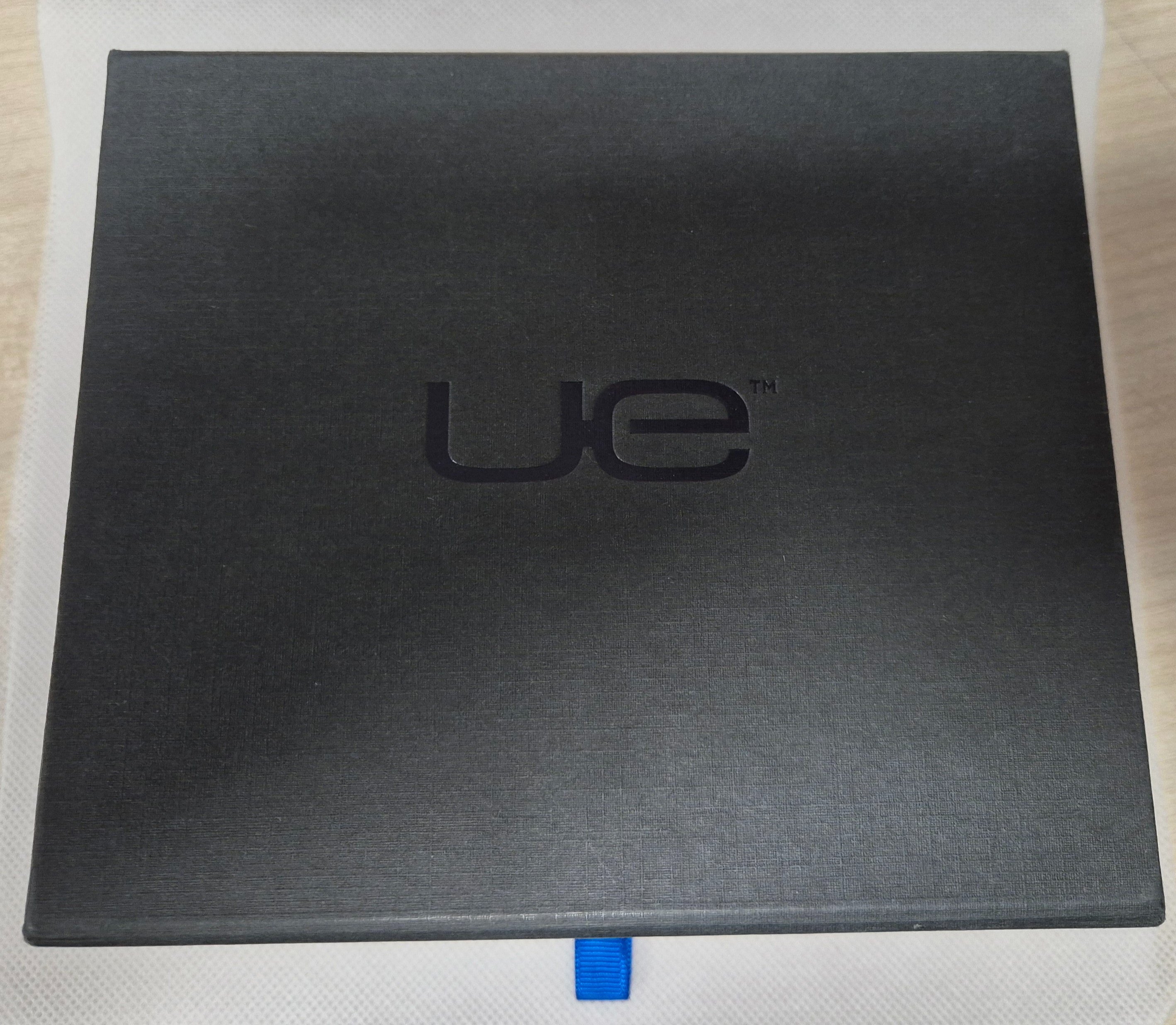 Ultimate Ears UE900 in New condition | Headphone Reviews and Discussion ...