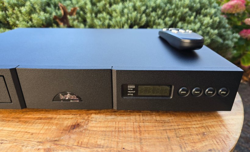 Closed: Naim CD5x CD player with remote | Headphone Reviews and ...