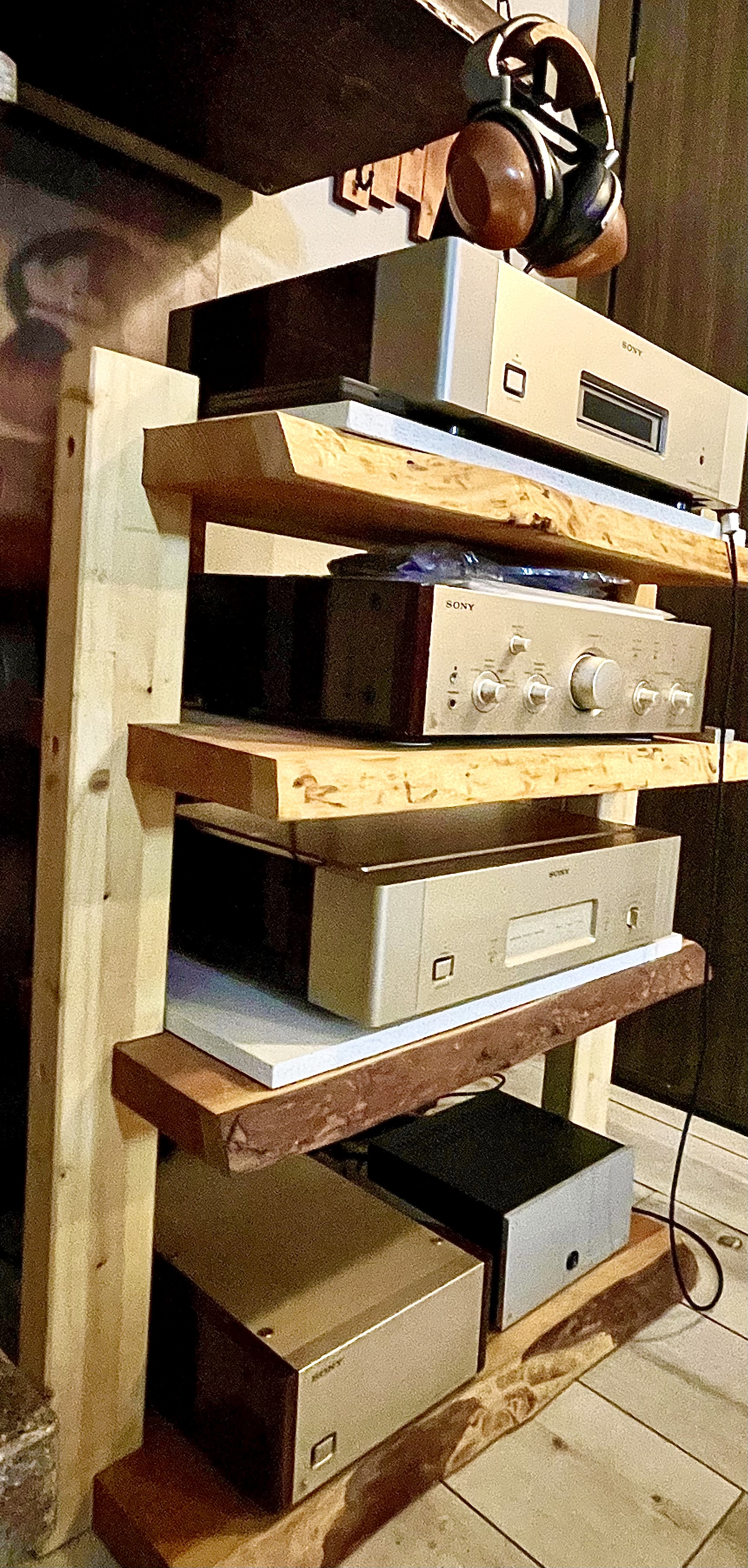 Show us your Head-Fi station at it's current state. No old pictures ...