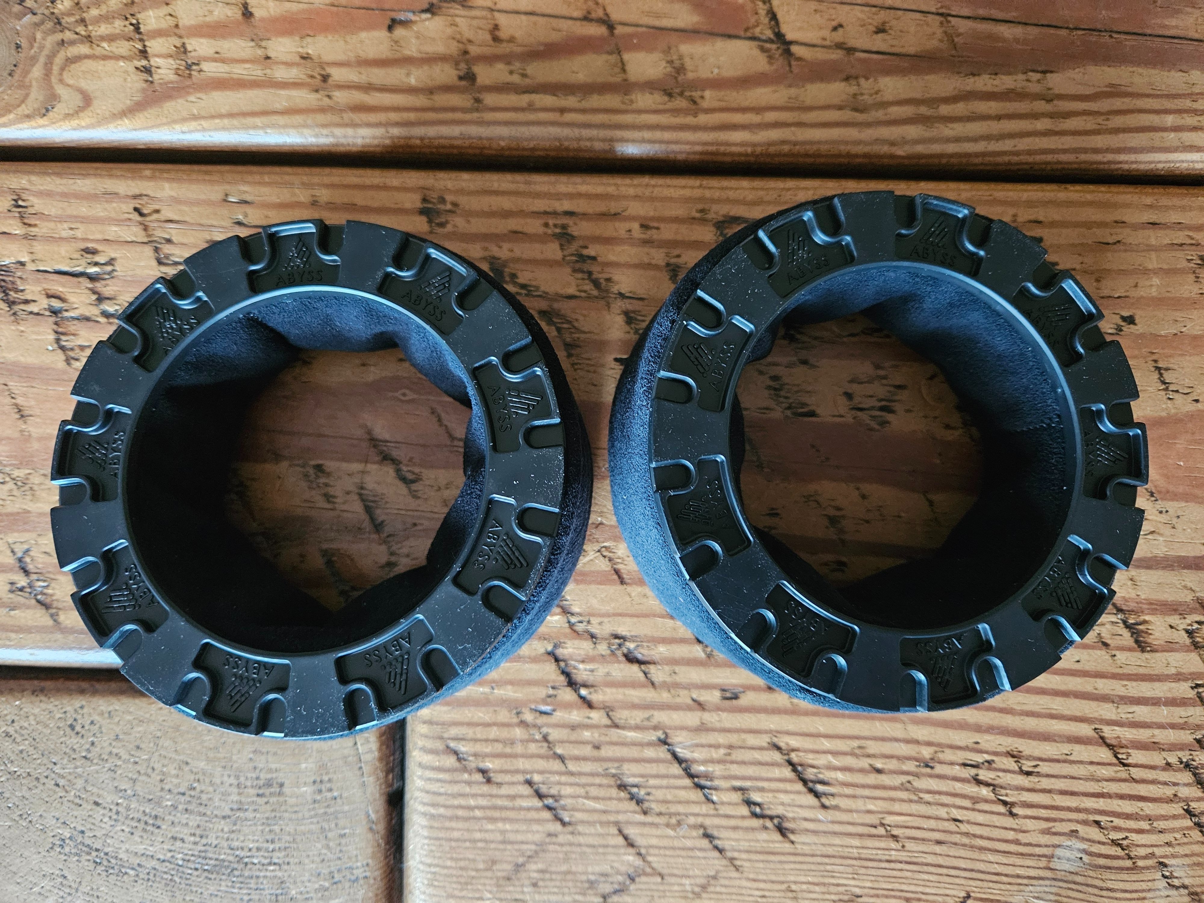 Sold: Abyss 1266 TC pads (vegan / ultrasuede) | Headphone Reviews and ...