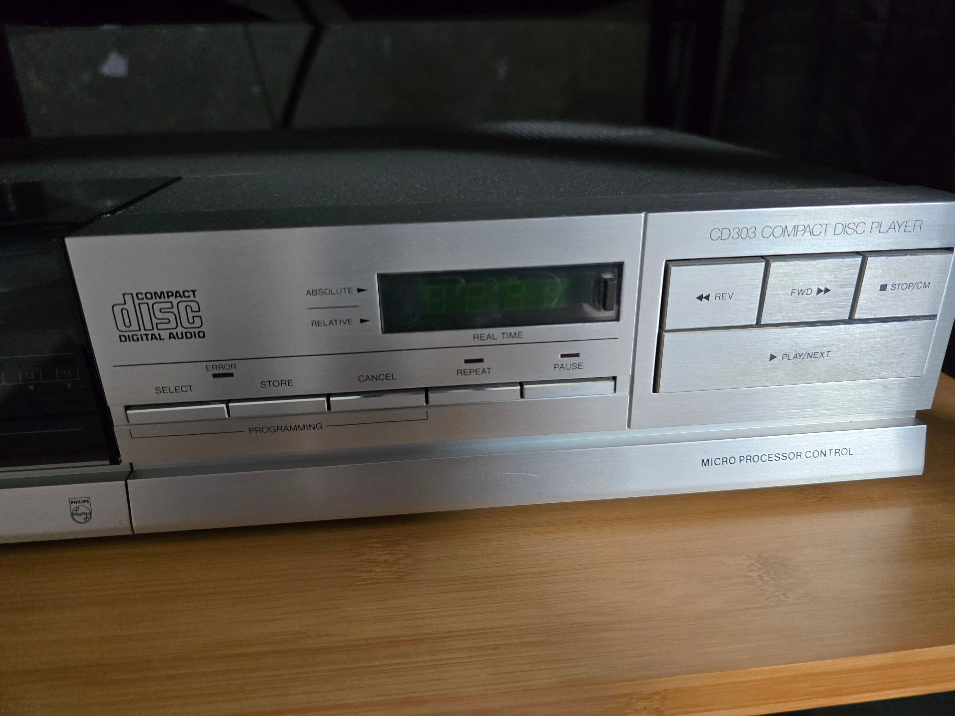 Gorgeous vintage Philips CD-303 fully serviced | Headphone Reviews and ...