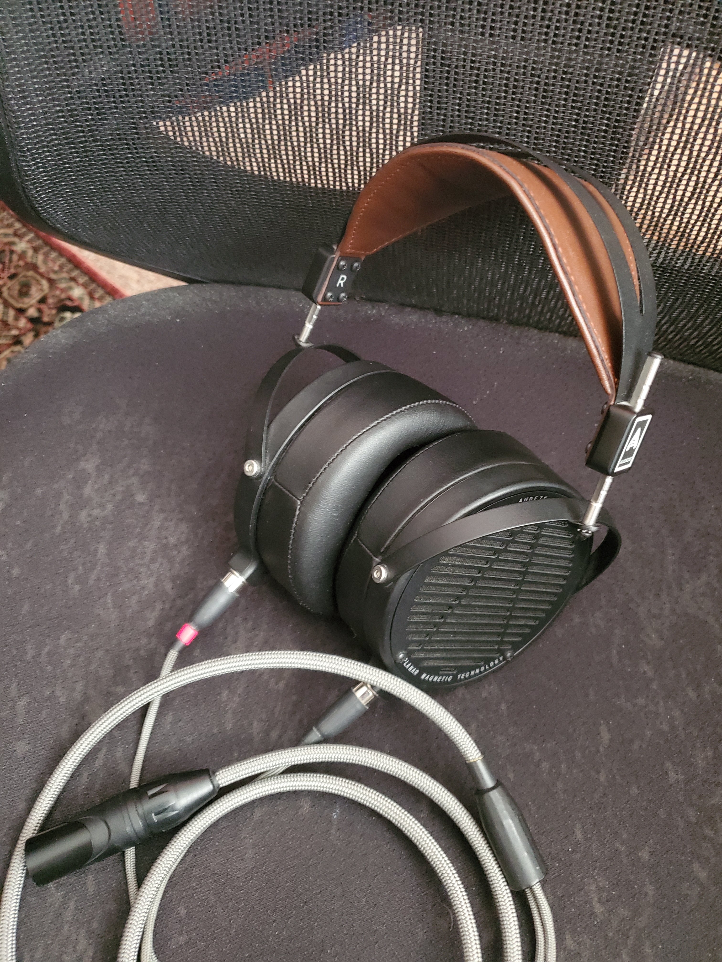 THE WATERCOOLER HEADPHONE EDITION – Headphones, Amps, DACs, and desktop ...