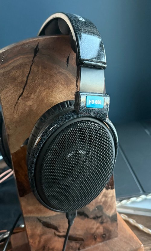 Closed: Sennheiser HD600 Marble | Headphone Reviews and Discussion ...