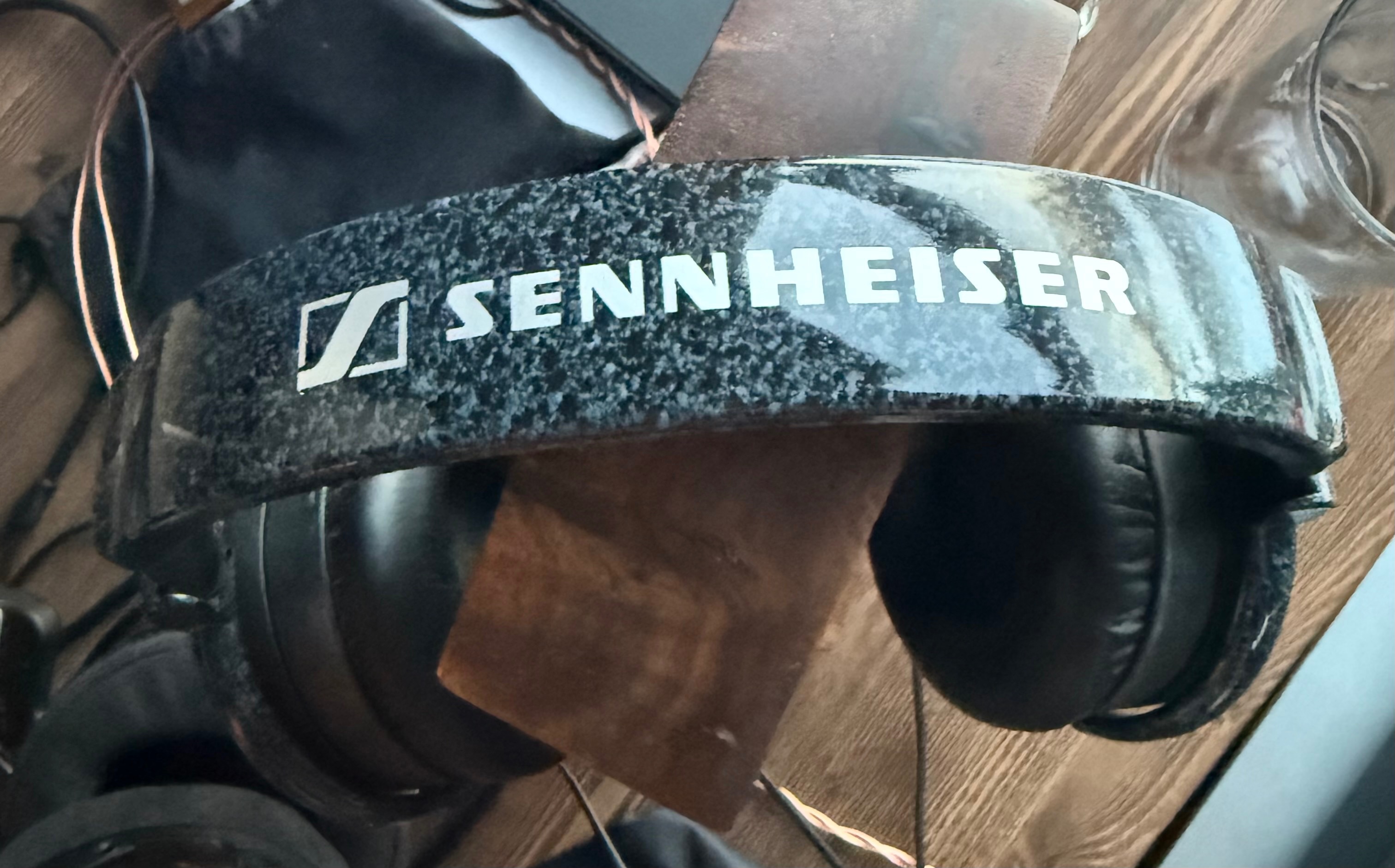 Closed: Sennheiser HD600 Marble | Headphone Reviews and Discussion ...