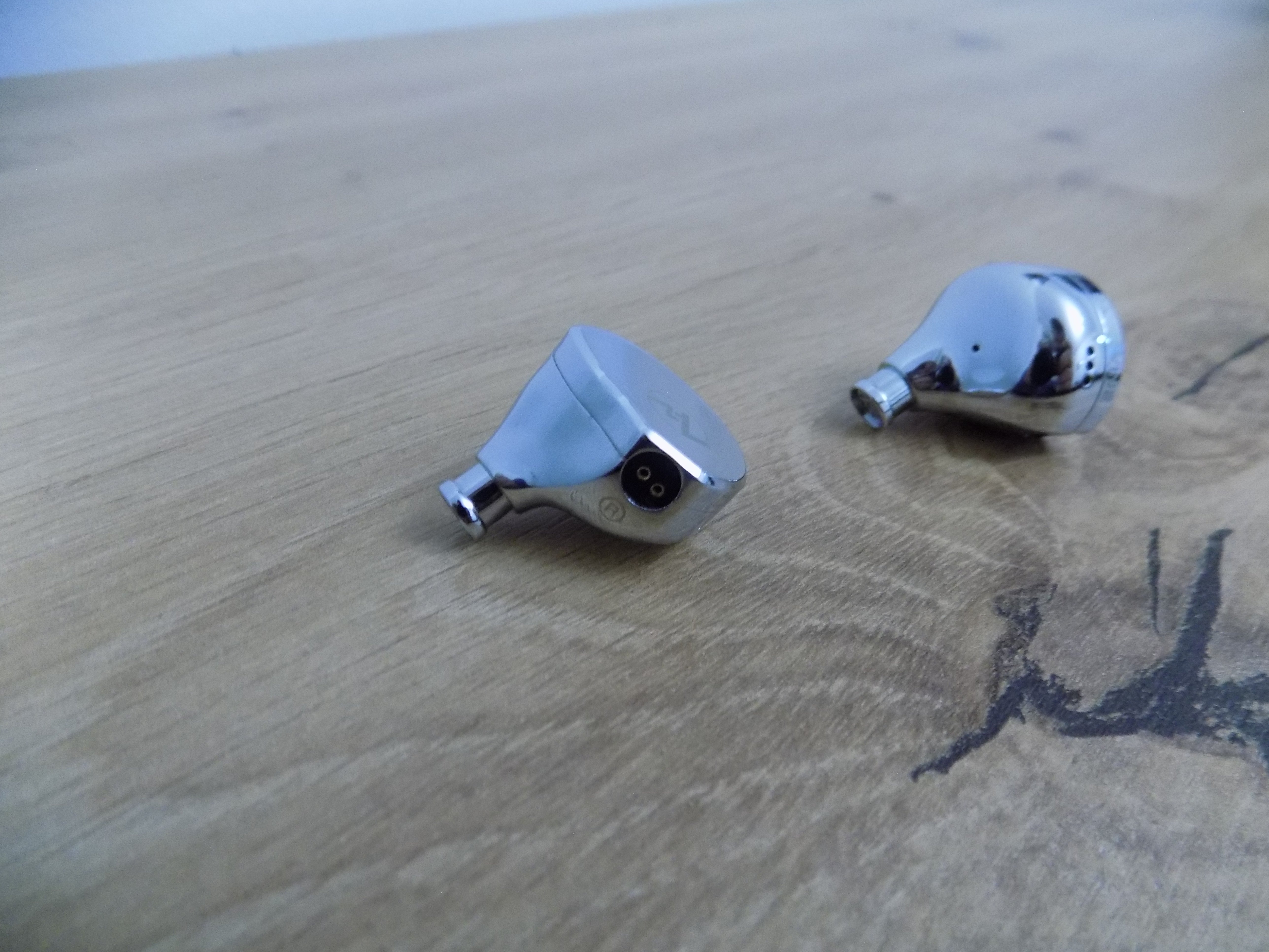 7Hz x Crinacle: Divine Planar Magnetic Driver IEM | Headphone Reviews ...