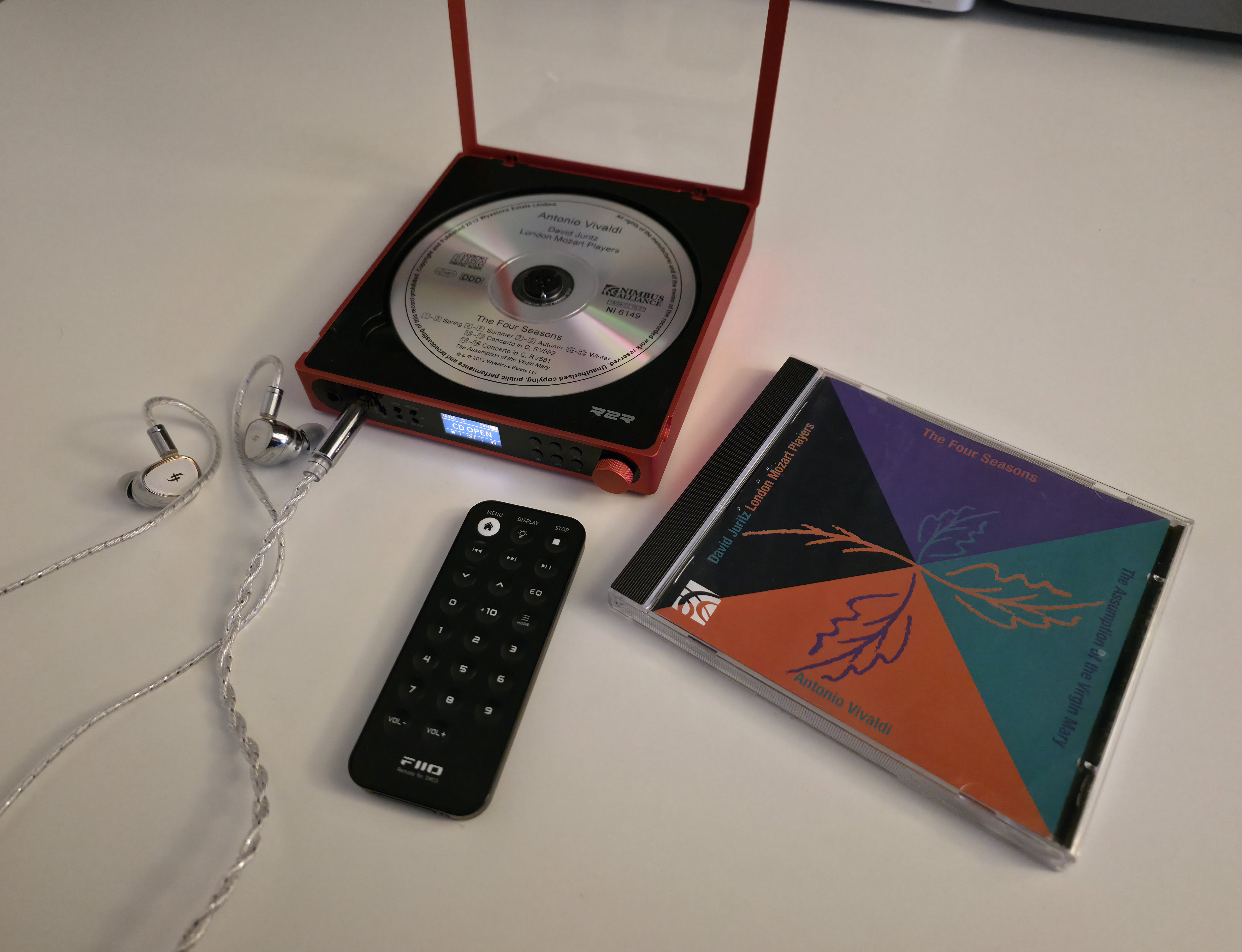 [FIIO DM13] HiFi Balanced Output Portable Stereo CD Player DM13 Is ...