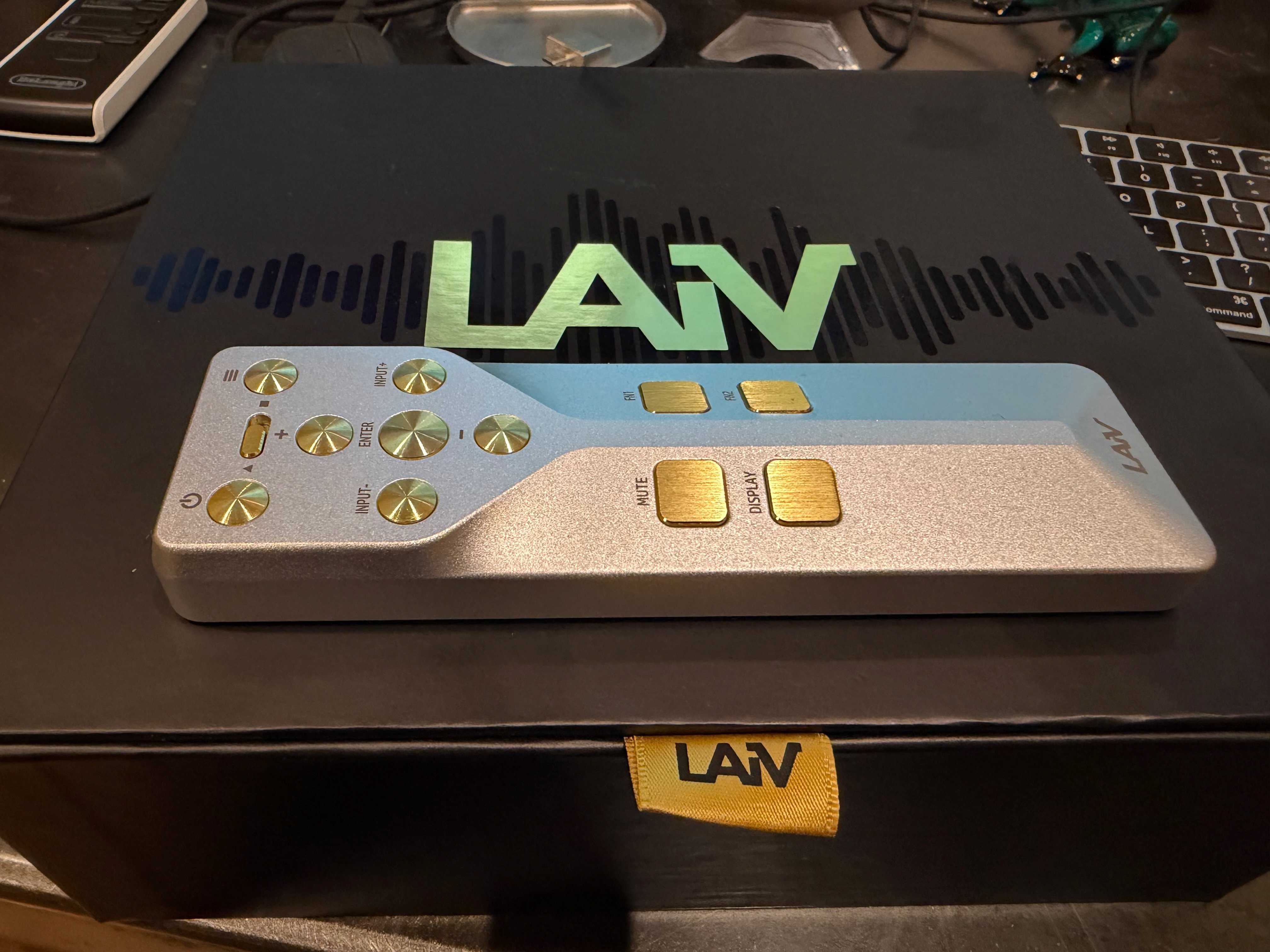 LAIV uDAC in silver WITH the matching remote control. | Headphone ...