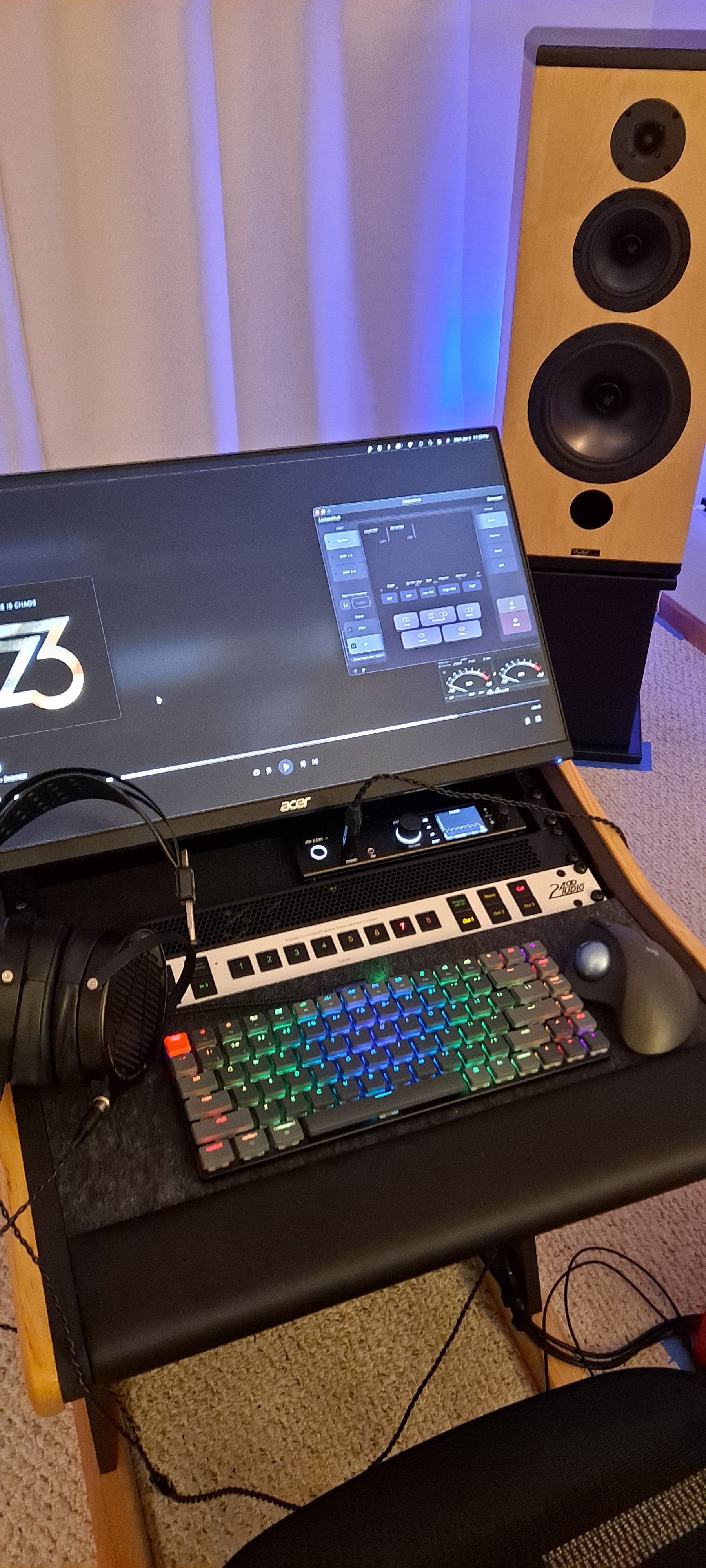 Show us your Head-Fi station at it's current state. No old pictures ...