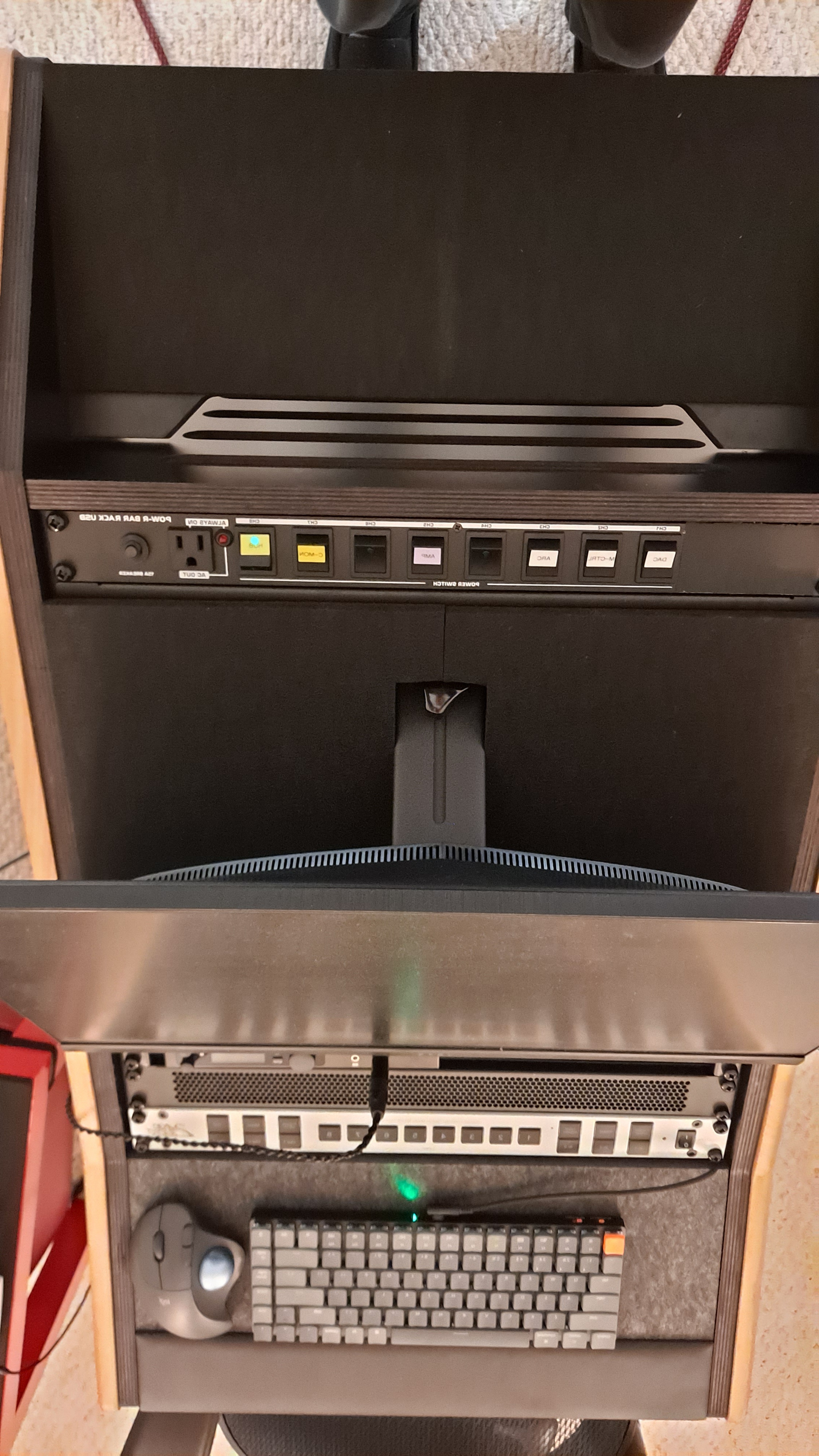 Show us your Head-Fi station at it's current state. No old pictures ...