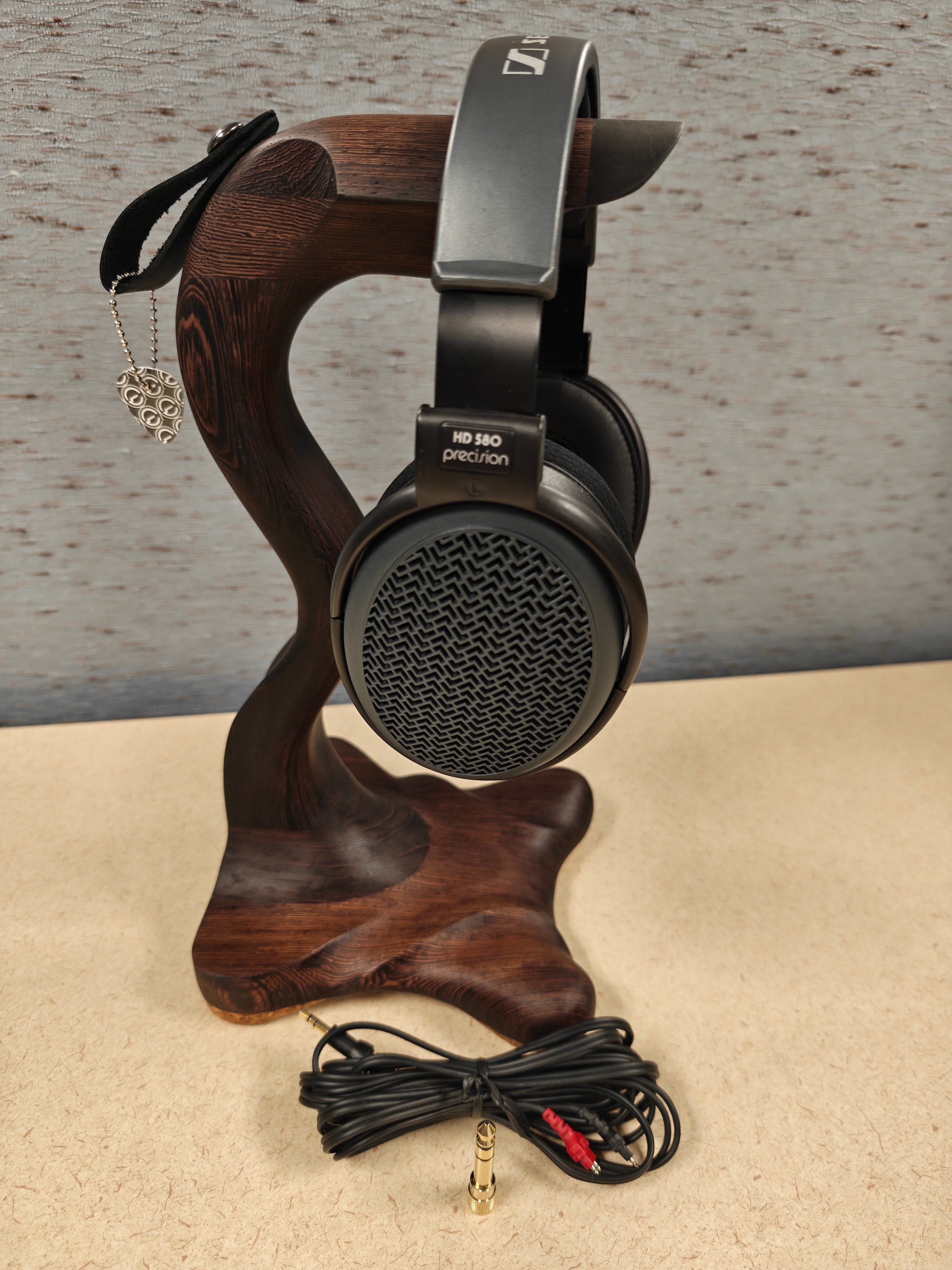 Sold: [SOLD] Sennheiser HD 580 Precision (raised plate, silver mesh ...