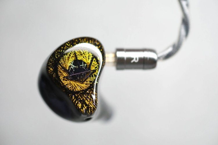 Sold: Custom Faceplate Fei Wan | Headphone Reviews and Discussion ...