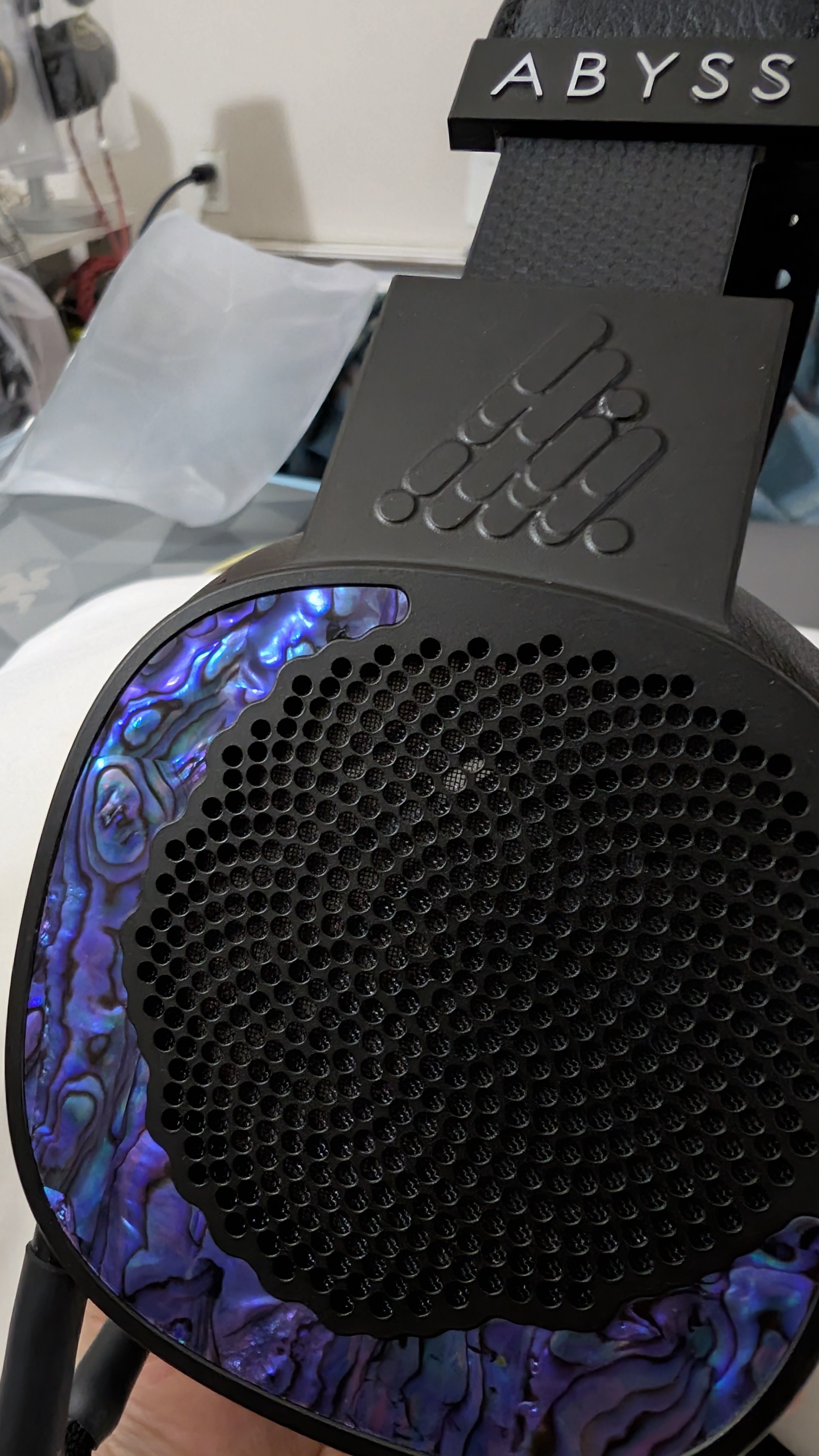 Sold: Abyss Diana DZ - Mint (Superconductor cable optional) | Headphone ...
