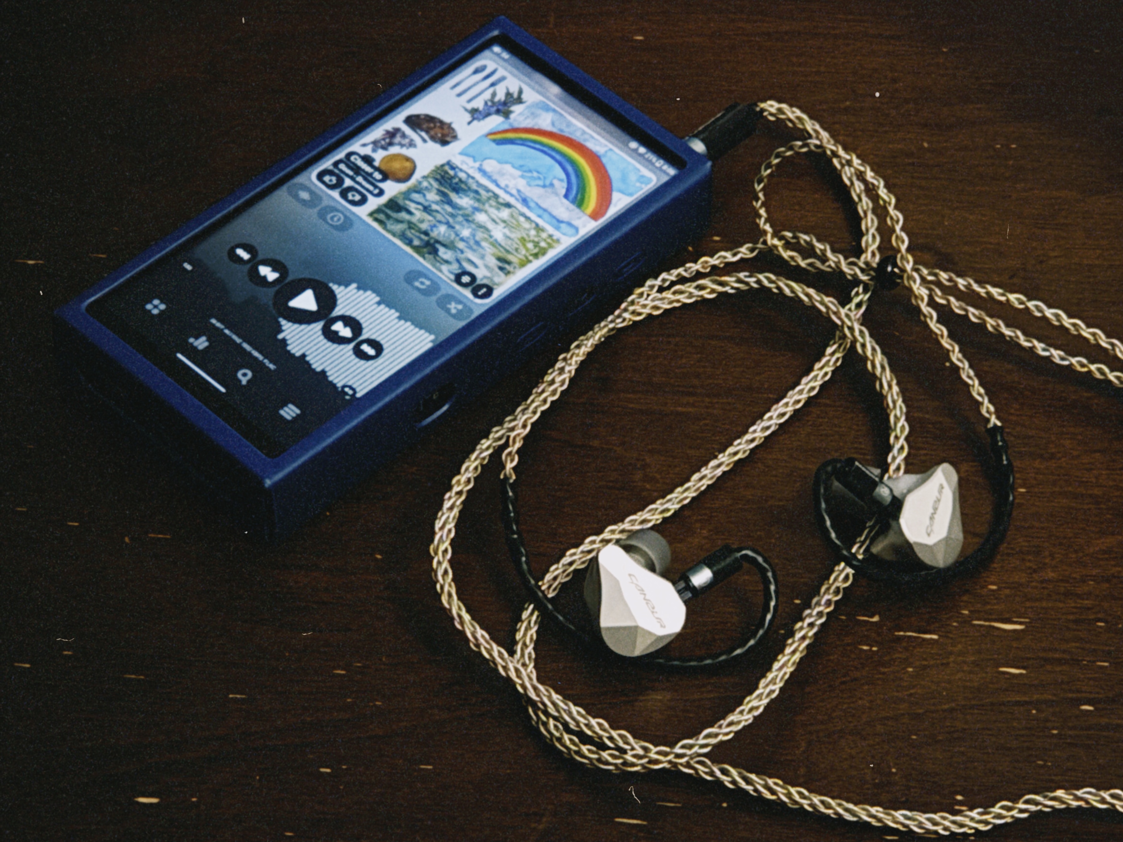 Just announced: FiiO M33: Compact DAP with R2R DAC - finally a ...