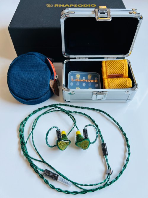 Rhapsodio Analog Giant 4-wire cable IEM Complete Set Like-New Condition ...