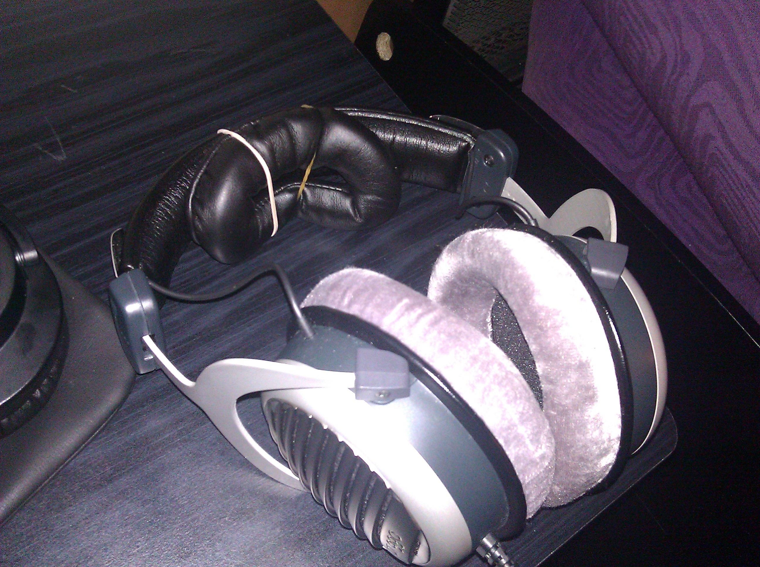 Easy, Cheap, Ultra-comfort headband mod to virtually any headphone ...