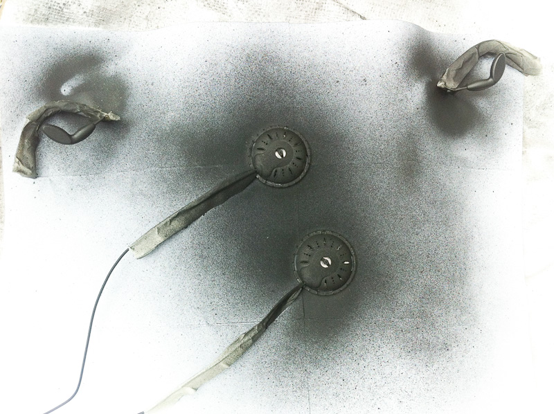 Guide to spray painting your Koss KSC75s black - Thread Gallery ...