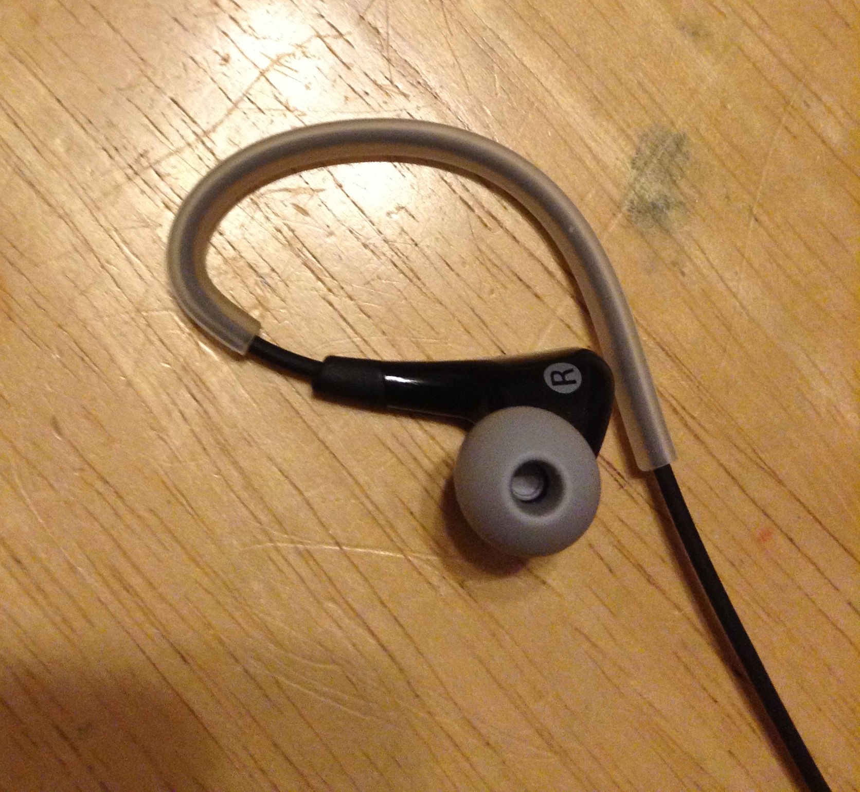 Multi-IEM comparison: Vsonic GR07, Ultimate Ears UE700, TDK BA200 ...