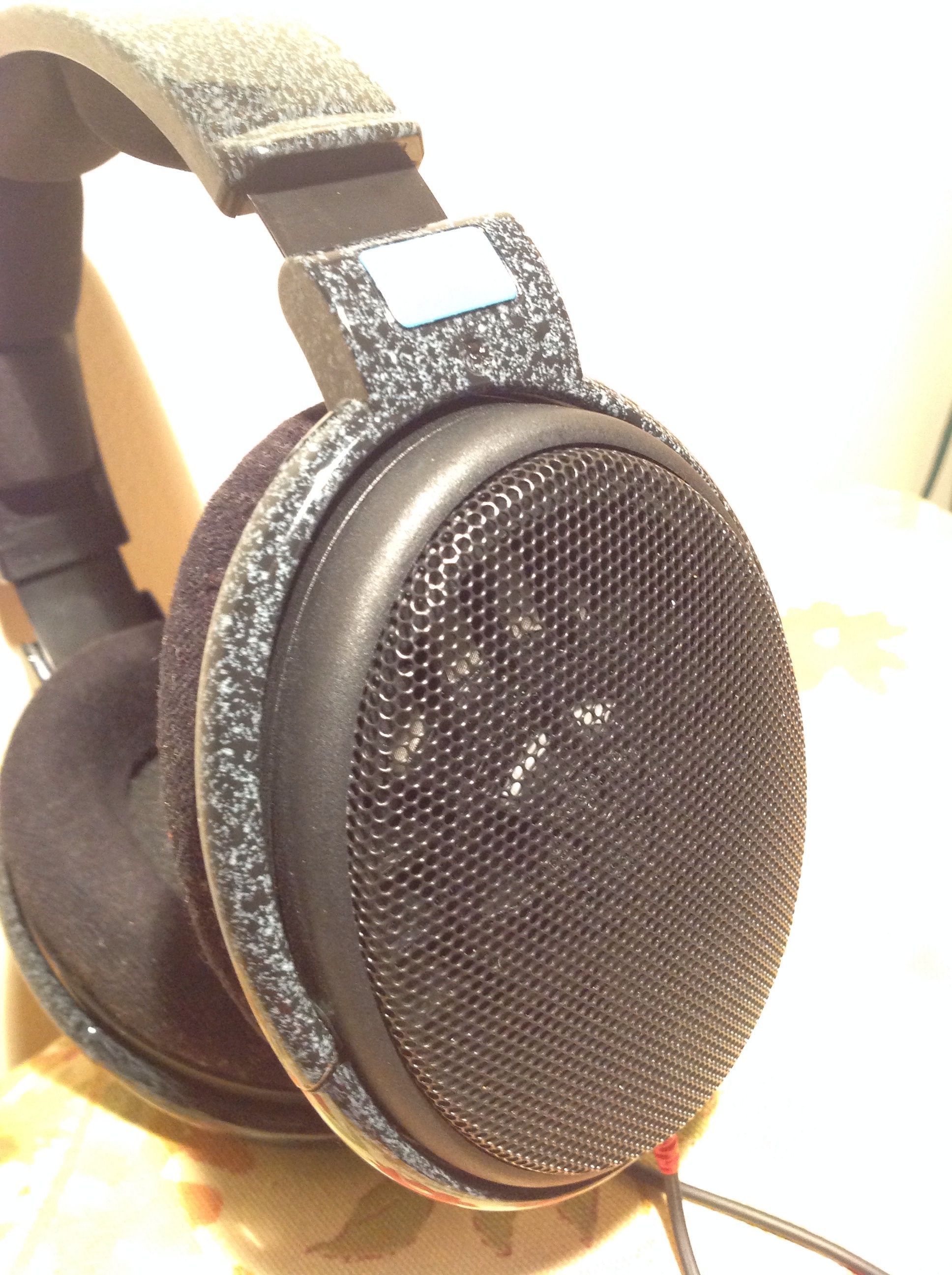 Fake Sennheiser HD 600? Paint chipping | Headphone Reviews and ...