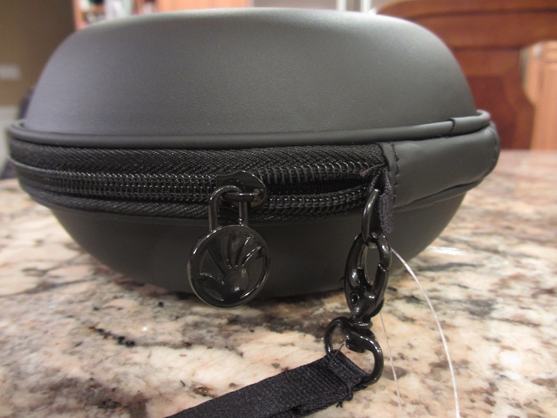 Review of Slappa HardBody headphone cases (full size, folding size ...