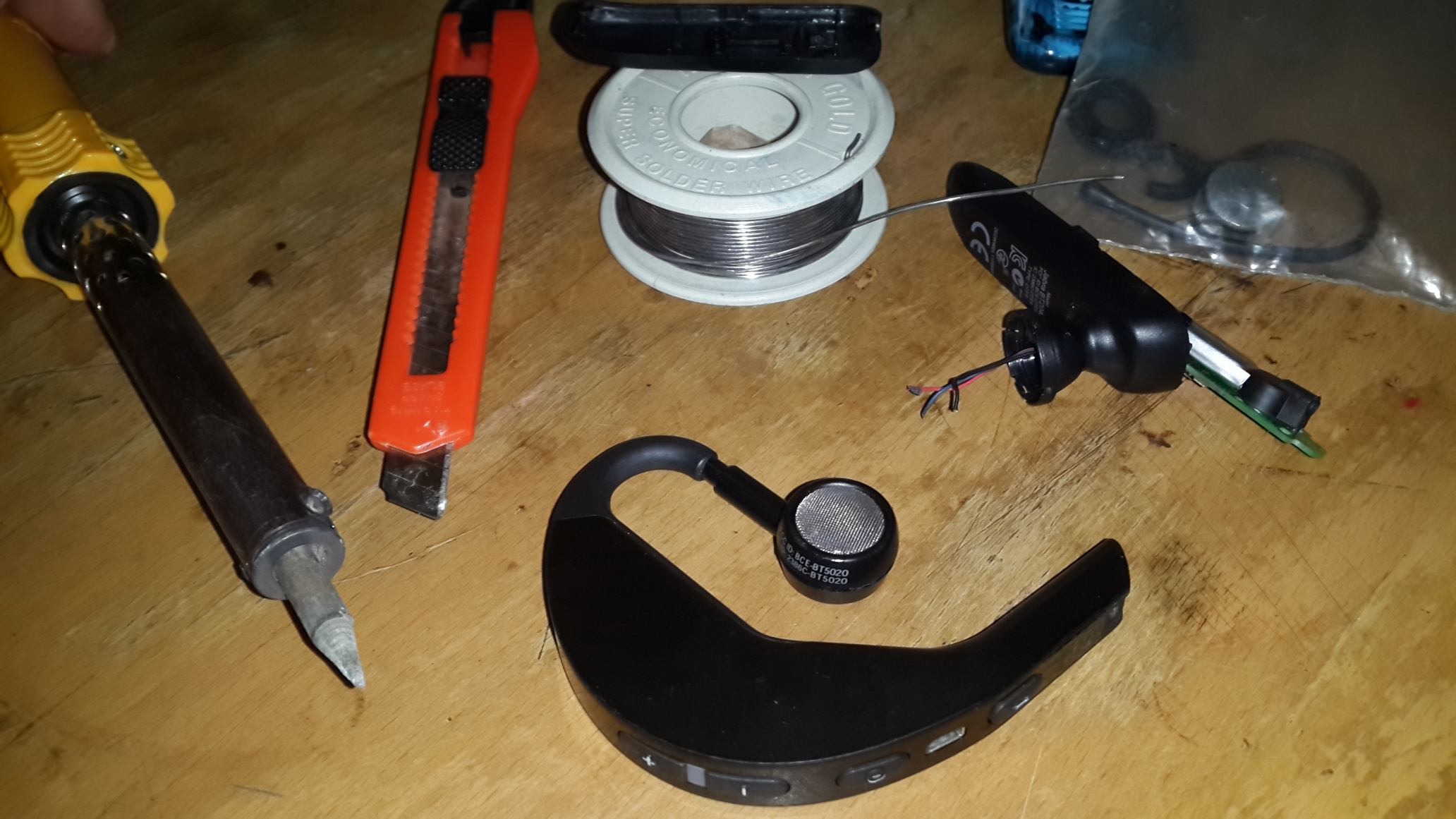 Bluetooth Headset (Jabra) earpiece wire colour codes - Thread Gallery ...