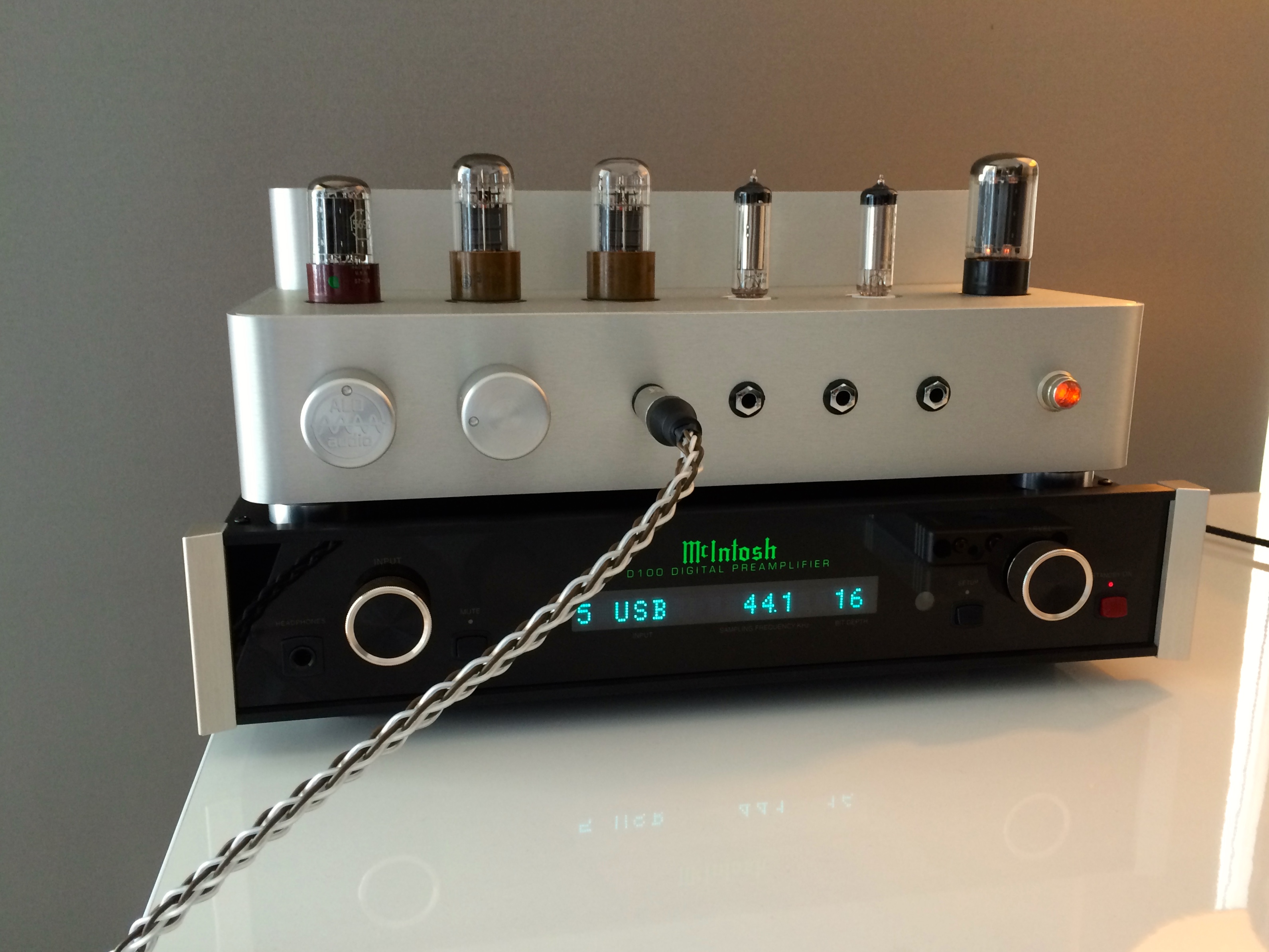 REVIEW: The Stunning McIntosh D100 | Headphone Reviews and Discussion ...