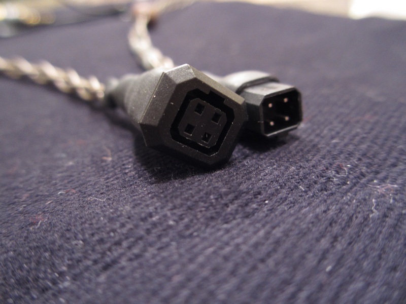 Review of Whiplash Audio TWag v3 Litz and Modular Cable System - a TRUE ...