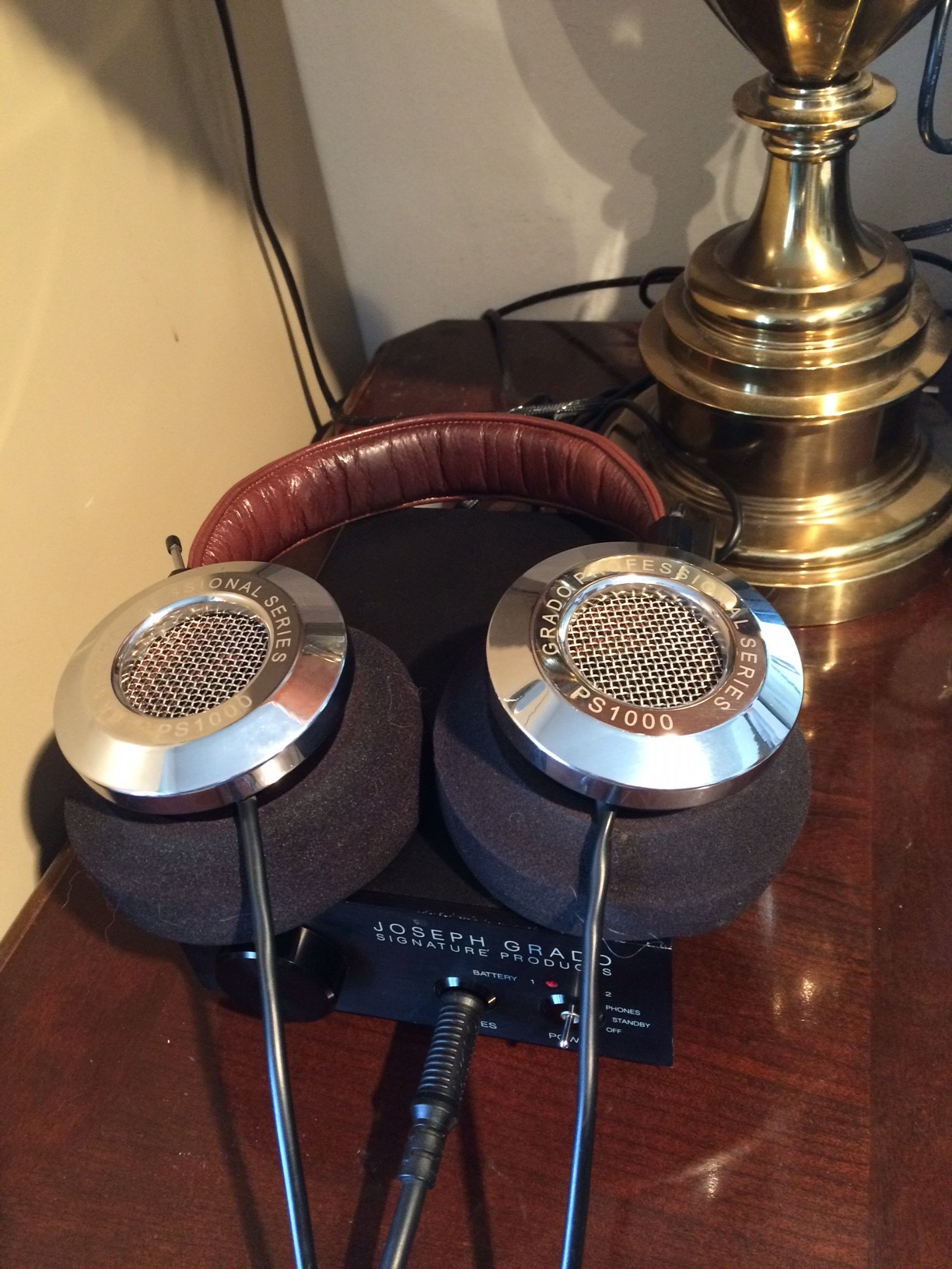 TOUR: MHDT Labs Stockholm V2 NOS DAC tour! PCM56P-J R2R D/A chips ...